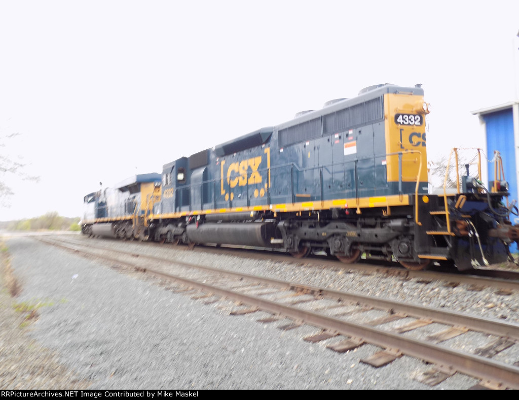 CSX 887